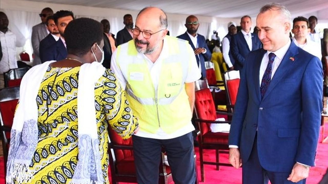 Uganda'da Yapı Merkezi'nin Doğu Hattı Demir Yolu Projesi'nin Temeli Atıldı