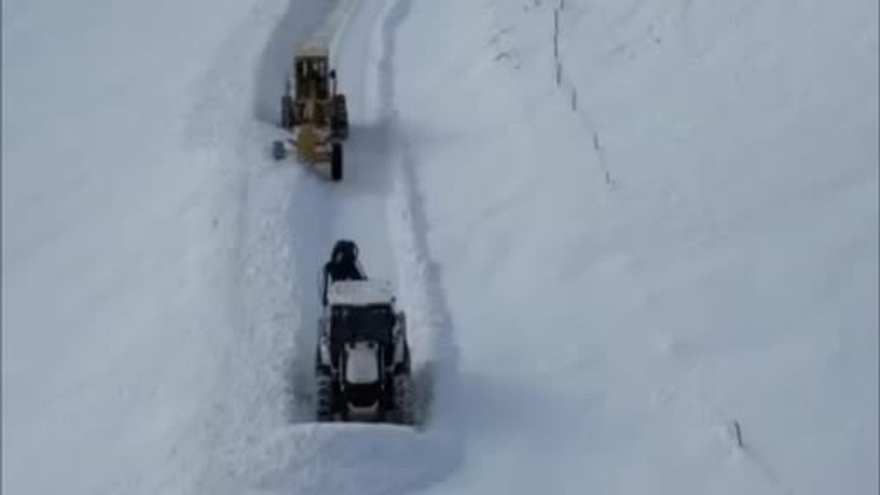 Başçiftlik Kayak Merkezi'nde kar 1 metreye yaklaştı, sezon hazırlıkları ...