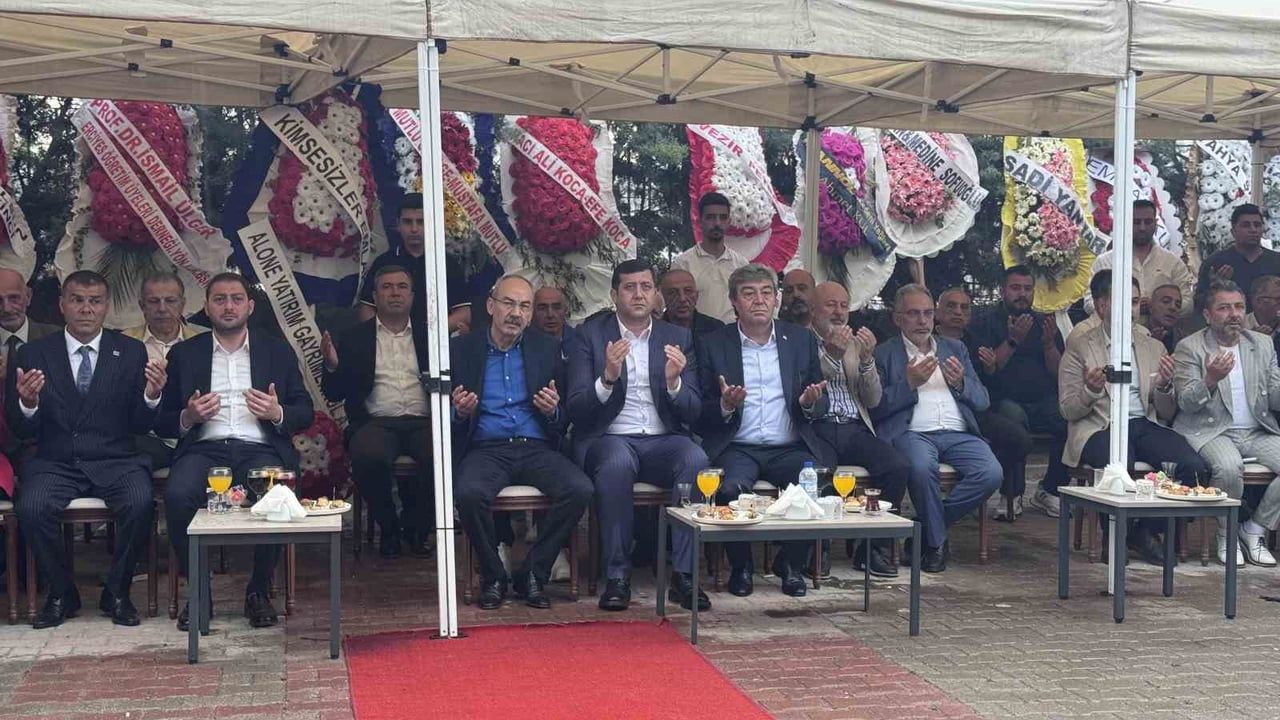 Ata-San Otomotiv yeni hizmet binası protokol katılımıyla açıldı