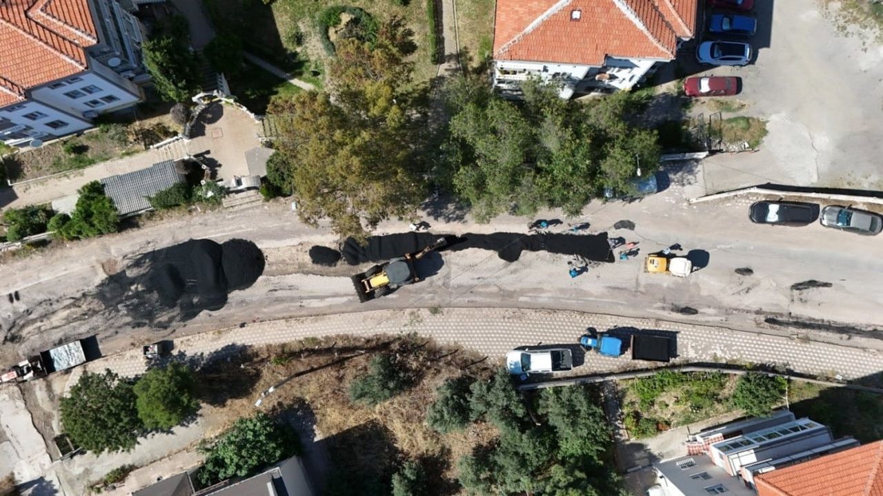 Ayvalık’ta doğalgaz sonrası yol onarımları: 150 Evler ve Ali Çetinkaya ...