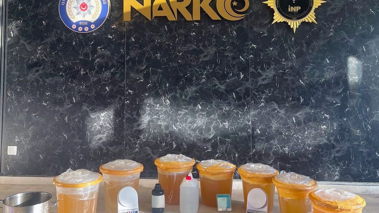 Küçükçekmece’de narkotik operasyonunda yaklaşık 90 kilo uyuşturucu ele ...