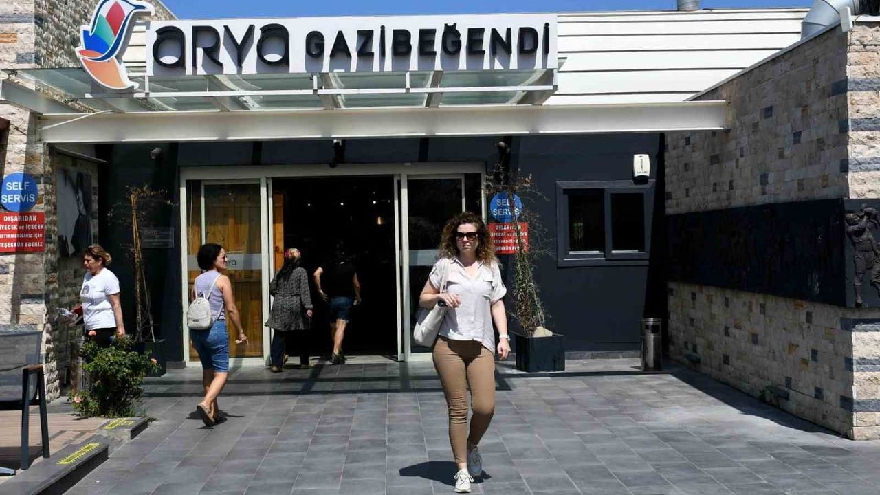 Kuşadası Belediyesi Arya Tesisleri'nde nakit uygulaması sona erdi