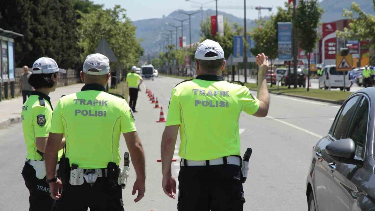 Ordu’da bir haftada 20 bine yakın araç ve sürücüsü denetlendi