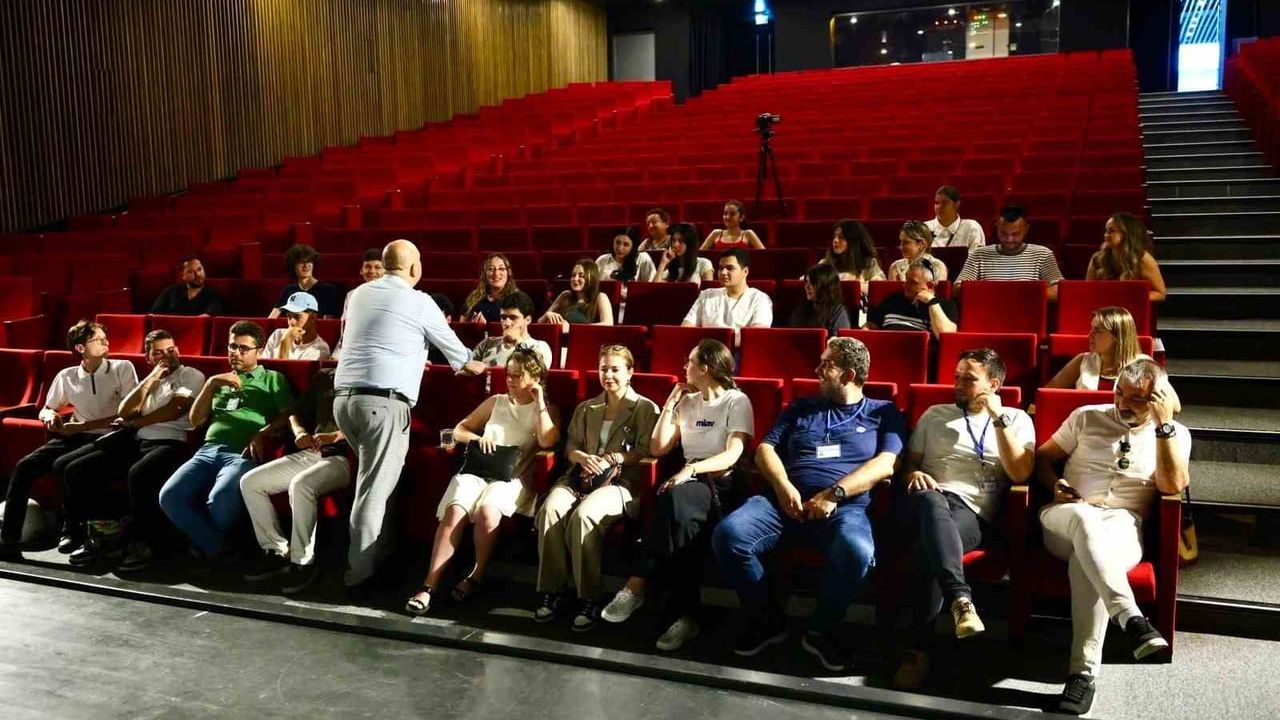 YKS adaylarına sınav öncesi moral semineri