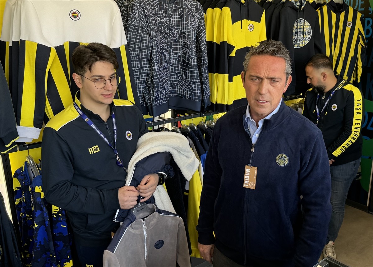 Fenerbahçe Kulübü'nün Yeni Fenerium Tırları Teslim Edildi