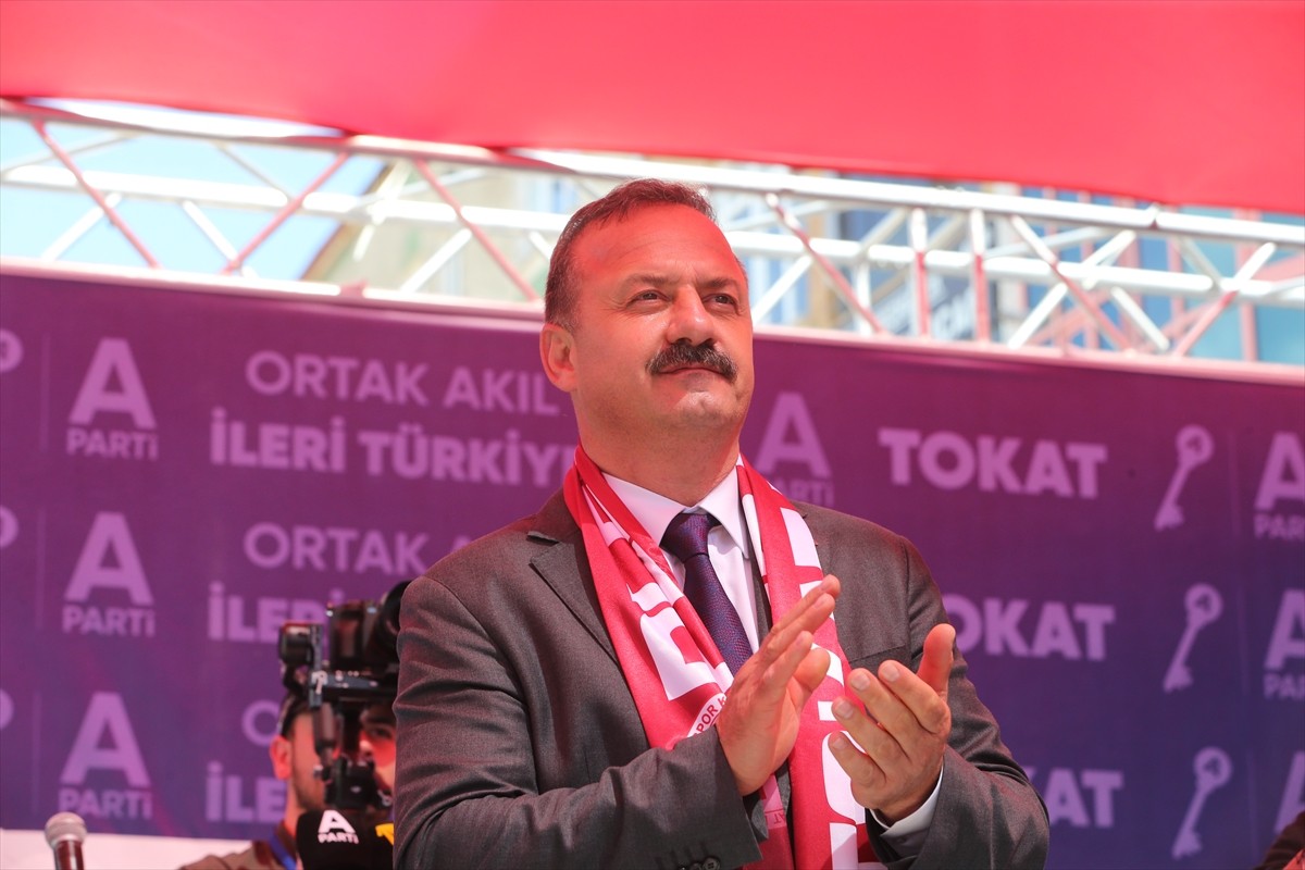 Anahtar Parti Genel Başkanı Yavuz Ağıralioğlu Tokat'ta Buluştu Anahtar Parti Genel Başkanı Yavuz Ağıralioğlu Tokat'ta Buluştu
