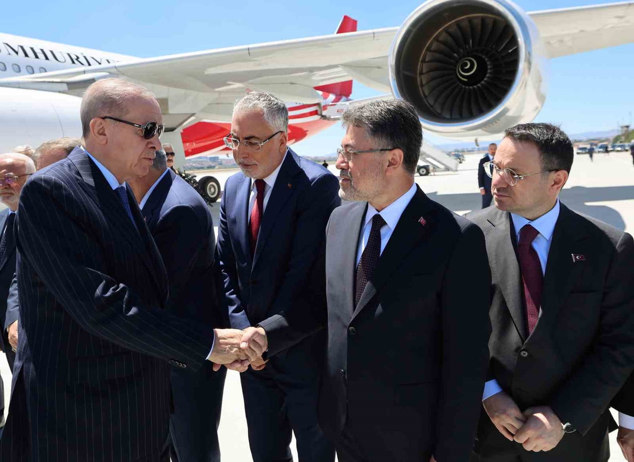 Ankara havalimanı ve bağlantı yolları hizmete açıldı
