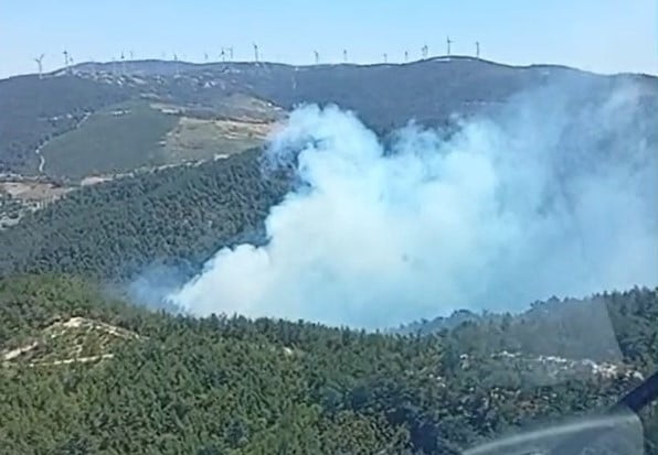 Soma'da Tabanlar mevkiinde orman yangınına havadan ve karadan müdahale